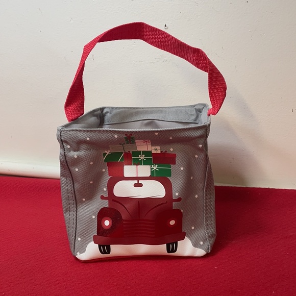 thirty-one | Bags | Thirty One Littles Carryall Caddy Holiday Truck ...